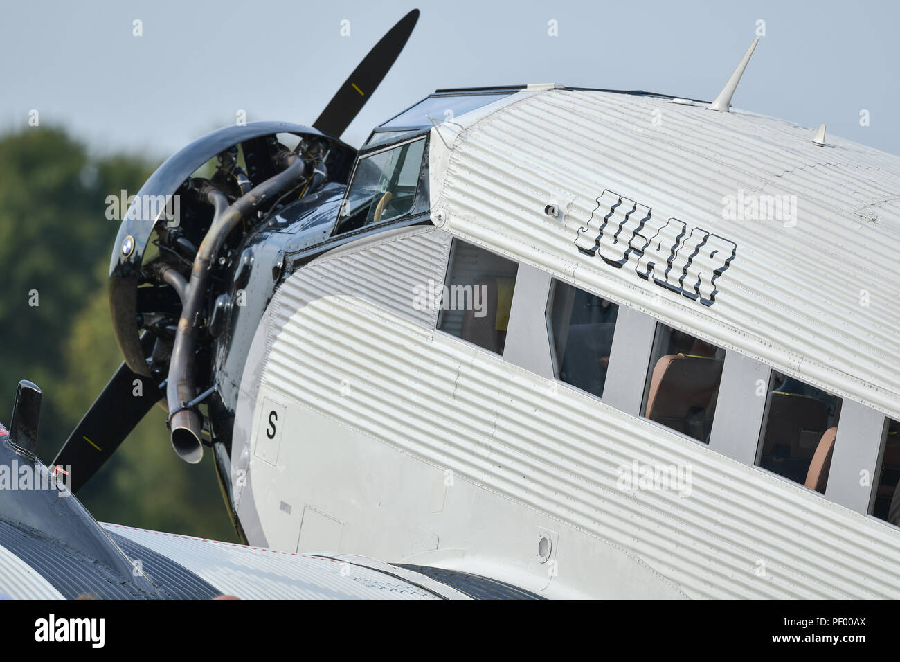 Bensheim, Germany. 17th Aug, 2018. View of the cabin and cockpit of a ...