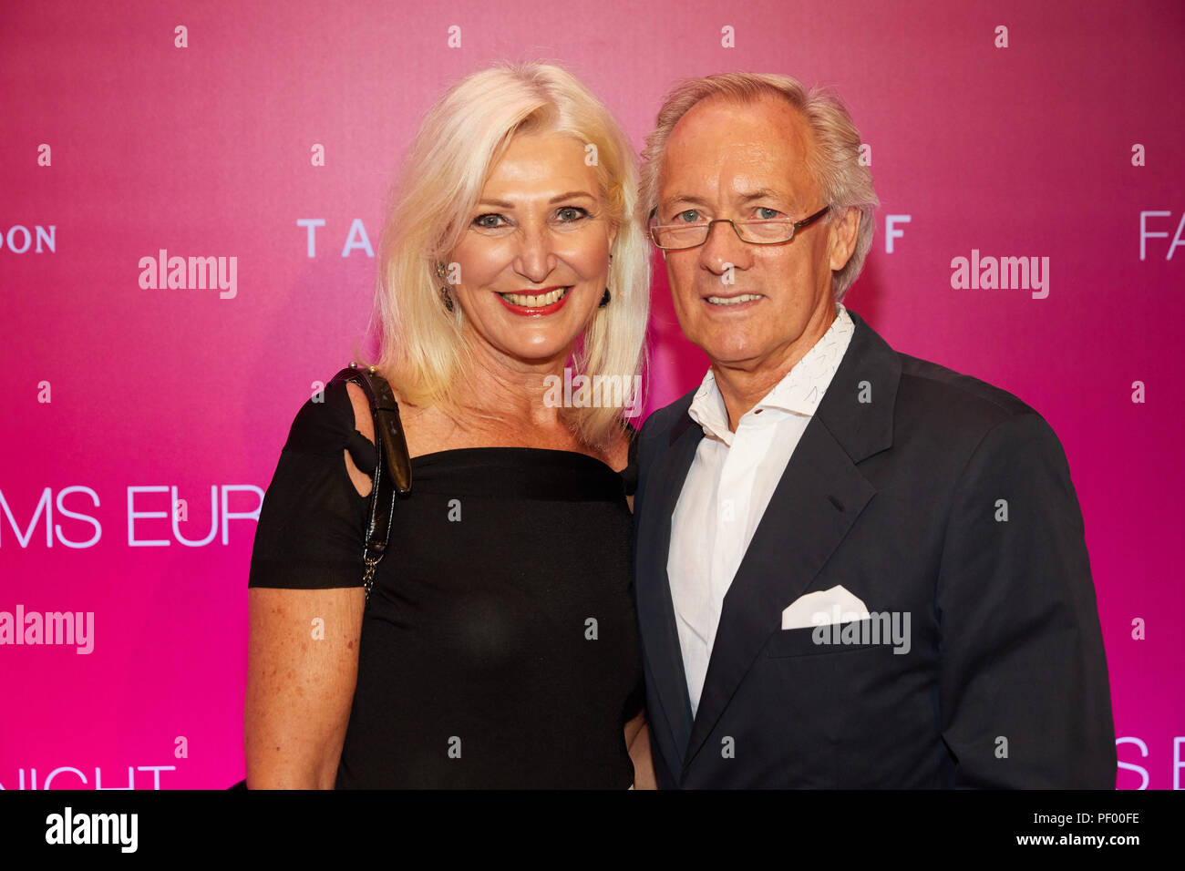 Hamburg, Germany. 17th Aug, 2018. Bernd Wehmeyer, Club Manager HSV ...