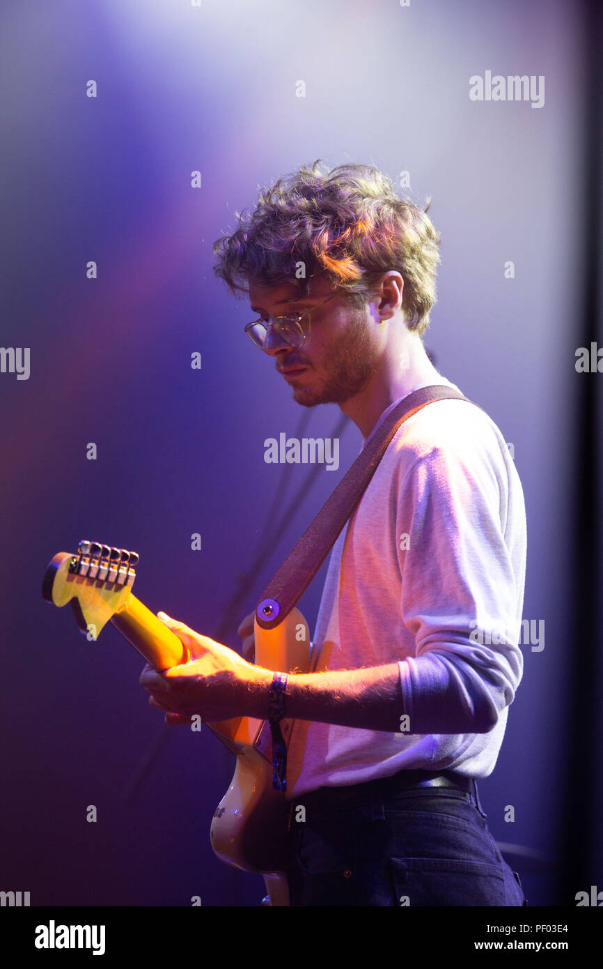 Omni band hi-res stock photography and images - Alamy