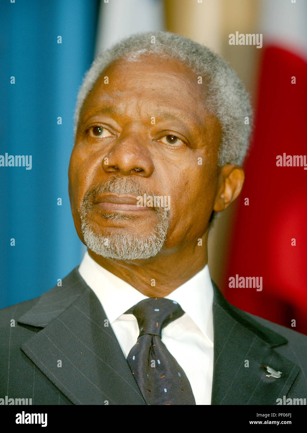 George w. bush head shot hi-res stock photography and images - Alamy