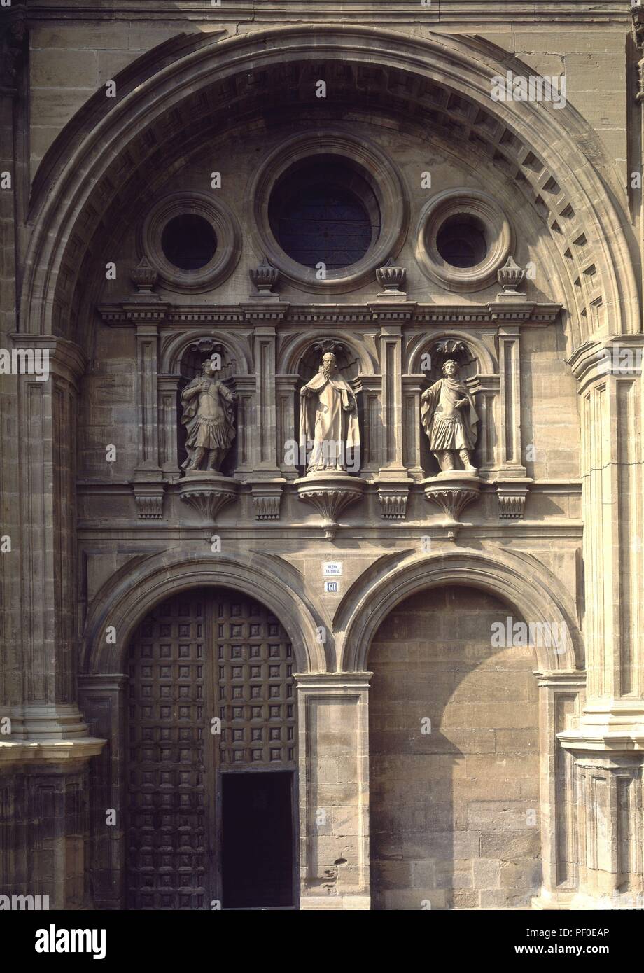 PORTADA MERIDIONAL O DEL SANTO DE LA CATEDRAL DE SANTO DOMINGO DE LA ...