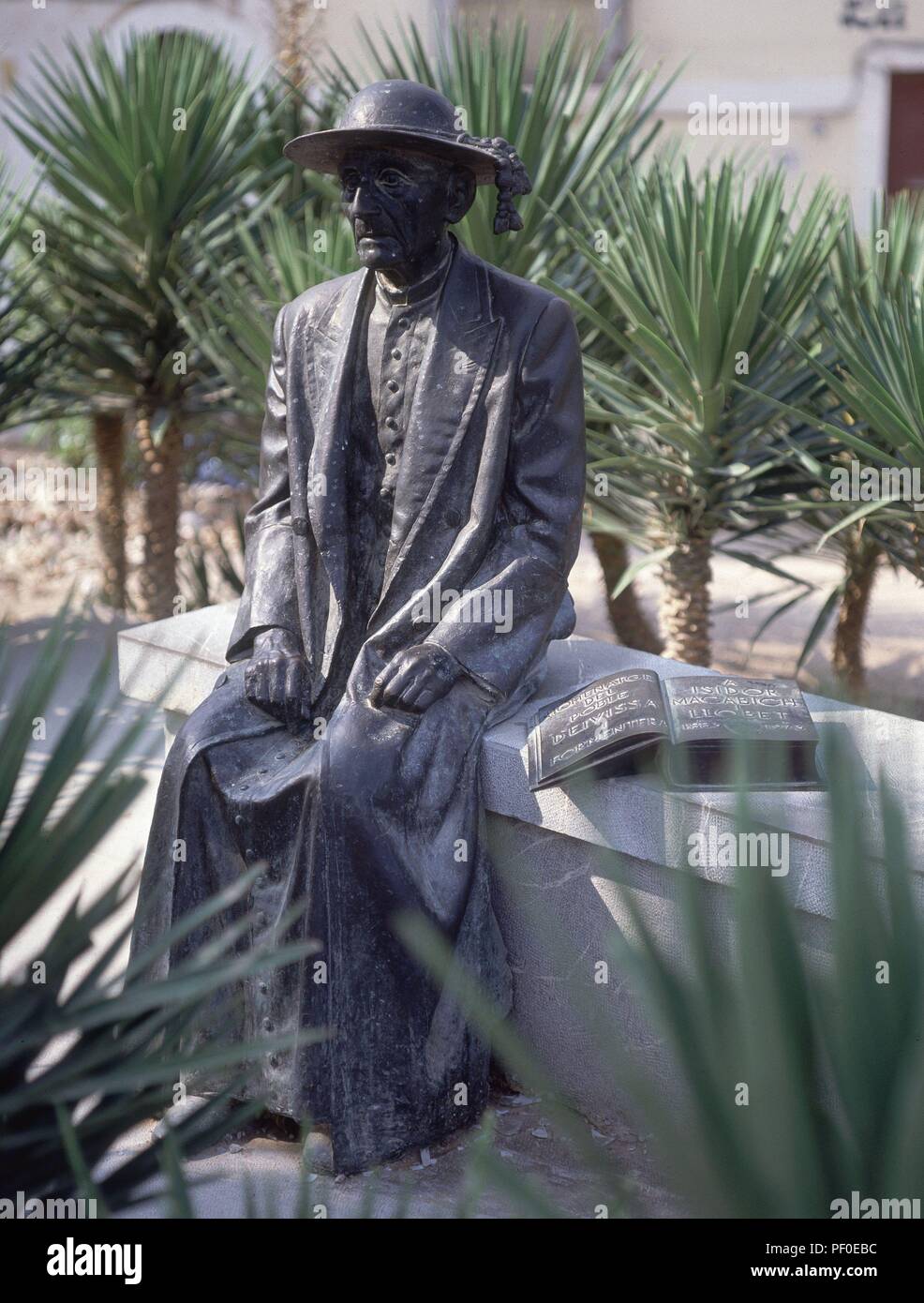 MONUMENTO A ISIDORO MACABICH Y CLOBES. Location: EXTERIOR, IBIZA, SPAIN ...