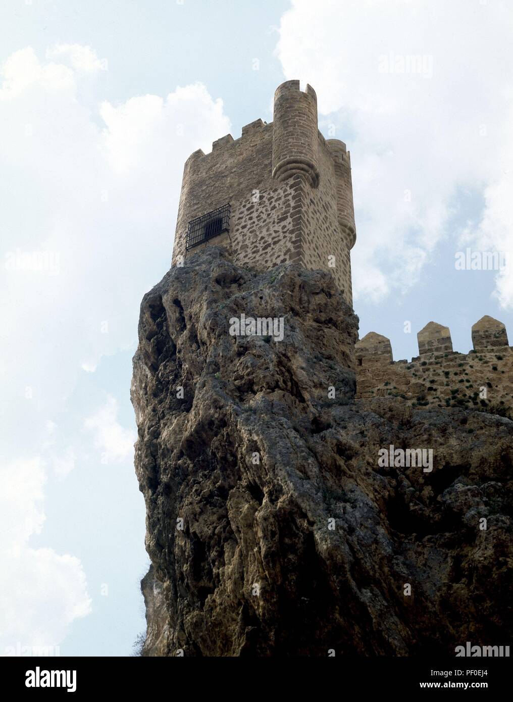 TORREON DEL CASTILLO DE FRIAS - CASTILLO CONSTRUIDO ENTRE LOS SIGLO XII ...