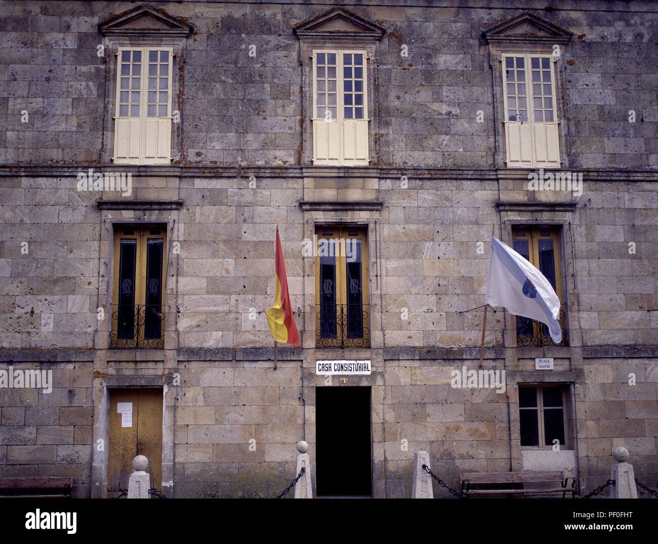 FACHADA DEL MONASTERIO DE SAN SALVADOR CONVERTIDO EN AYUNTAMIENTO DE ...