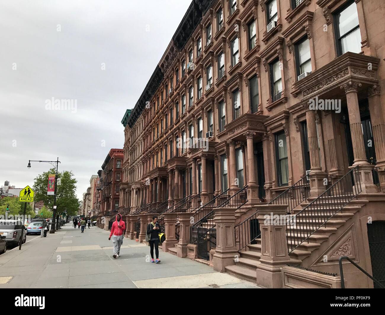 Harlem street view, New York City, USA Stock Photo - Alamy