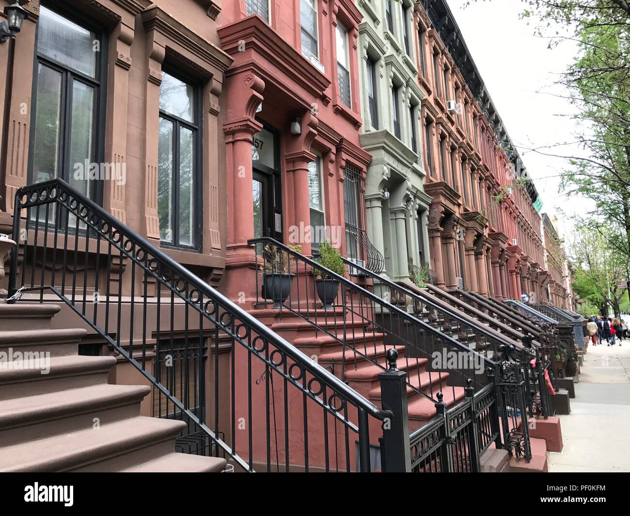 Harlem street view, New York City, USA Stock Photo - Alamy