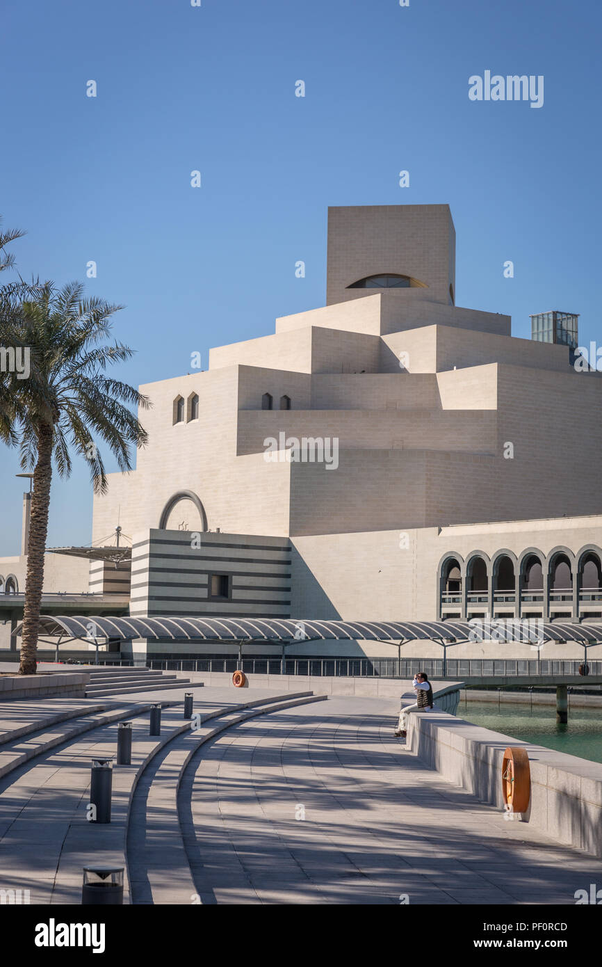 Doha, Qatar - Jan 9th 2018 - The modern architectural Museum of Islamic ...