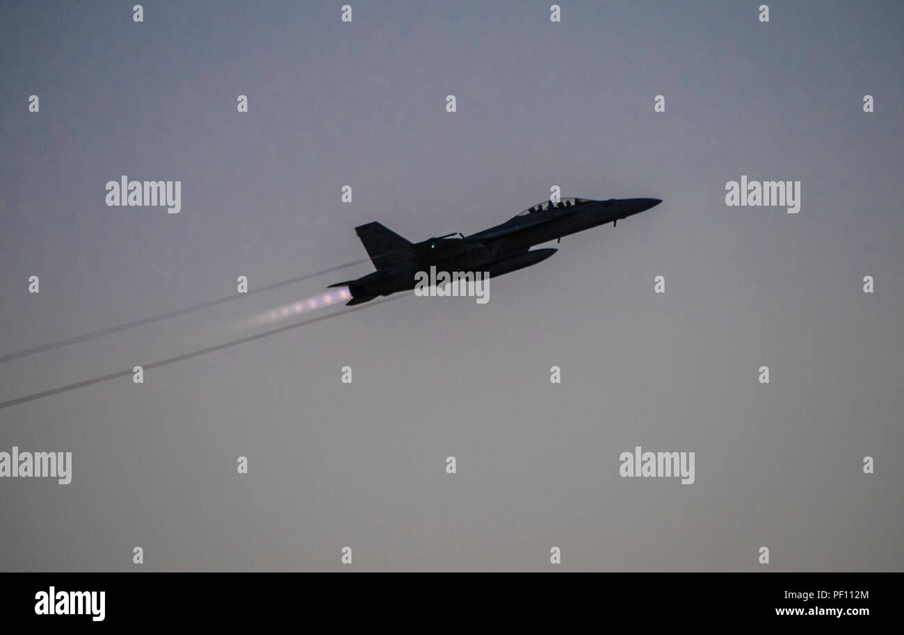 18 the normal hi-res stock photography and images - Alamy