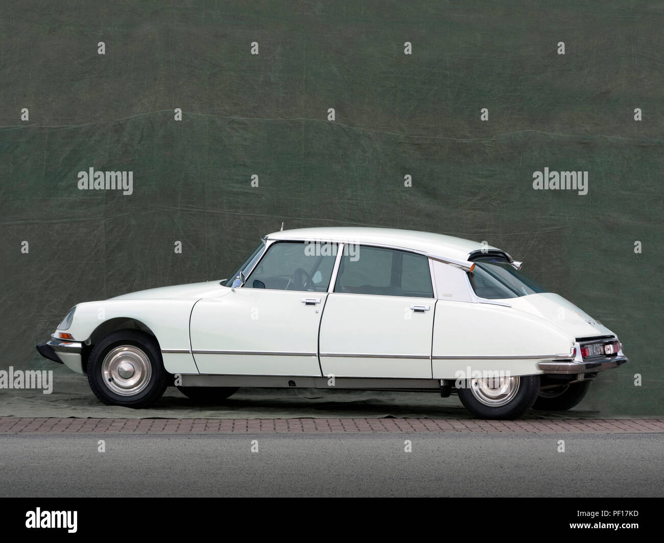 Citroen ds23 hi-res stock photography and images - Alamy