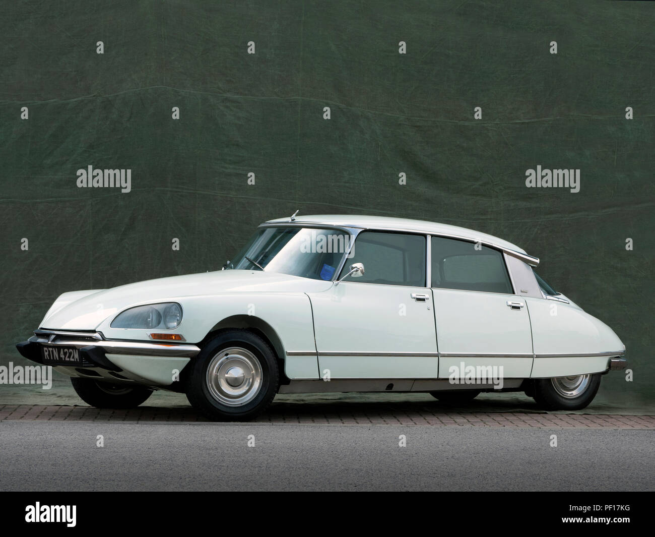 Citroen ds23 hi-res stock photography and images - Alamy