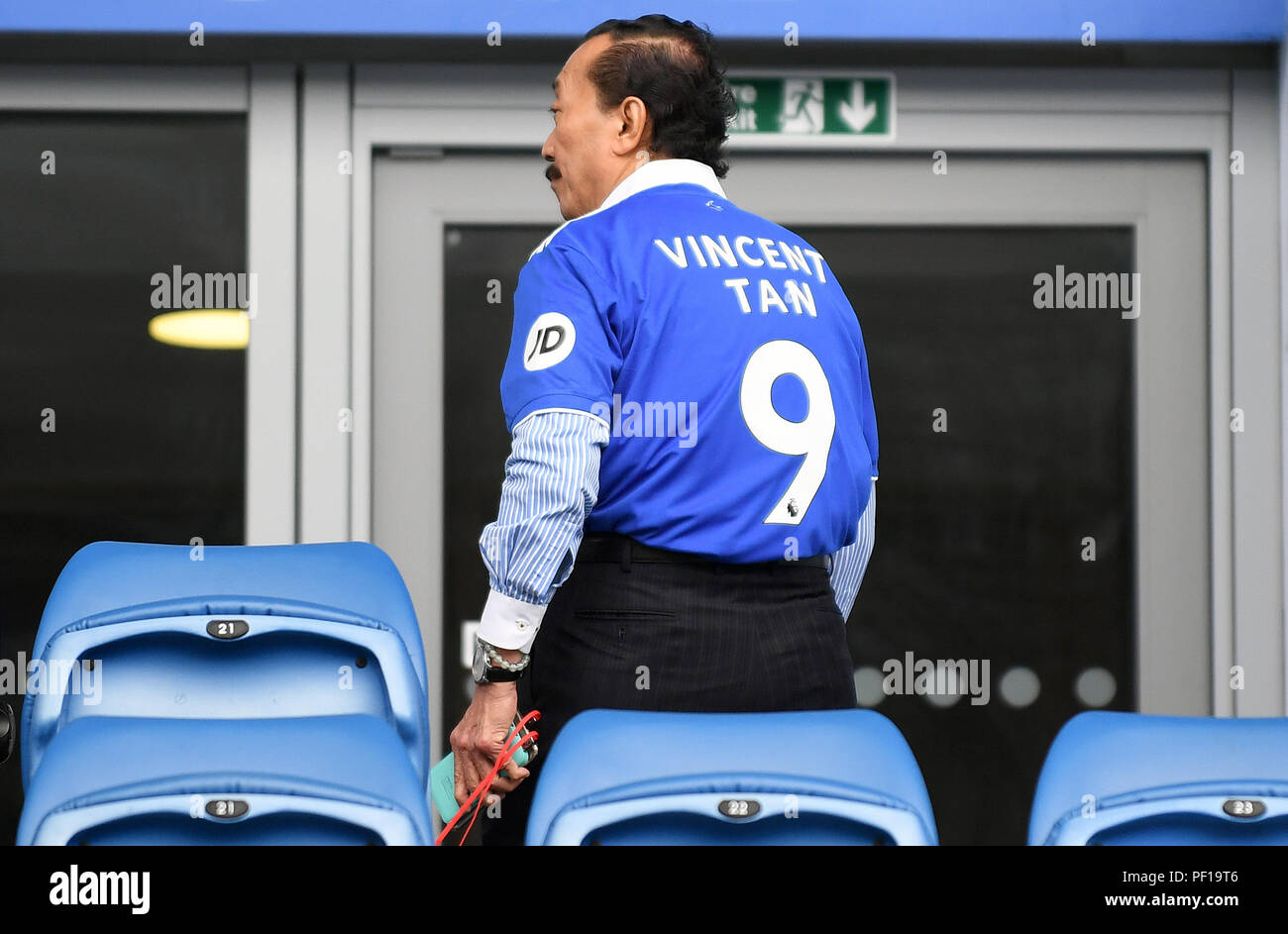 Cardiff city owner vincent tan in stands hi-res stock photography and ...
