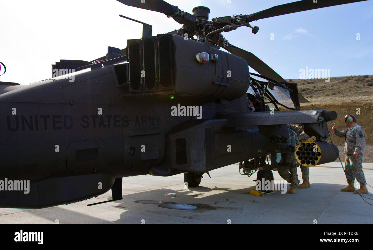 Soldiers with 16th Combat Aviation Brigade, 7th Infantry Division ...