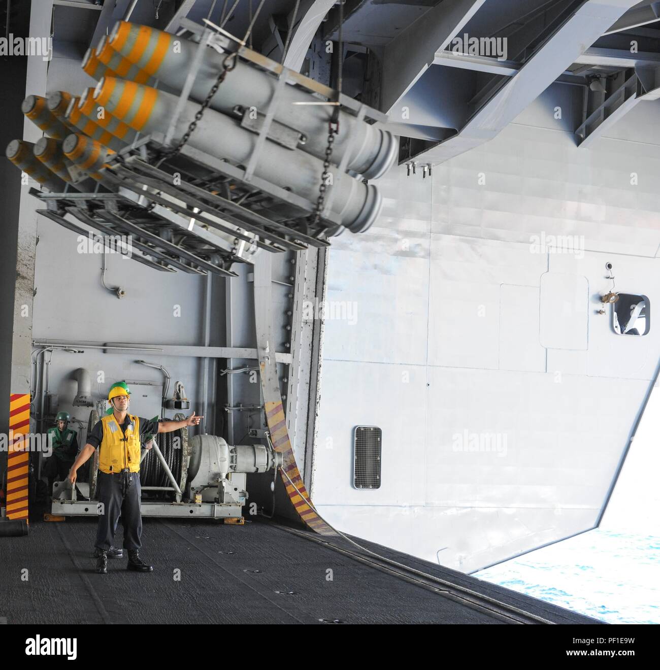 160225-N-NV908-622 PACIFIC OCEAN (Feb. 25, 2016) Boatswain’s Mate 3rd ...
