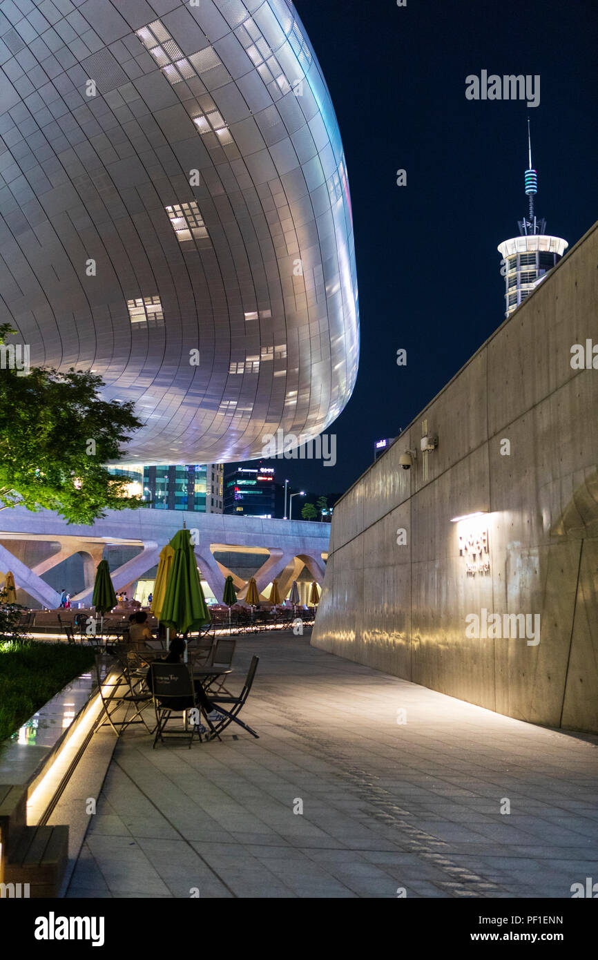 Dongdaemon Design Plaza, DDP, Seoul,South Korea 2018 Stock Photo - Alamy