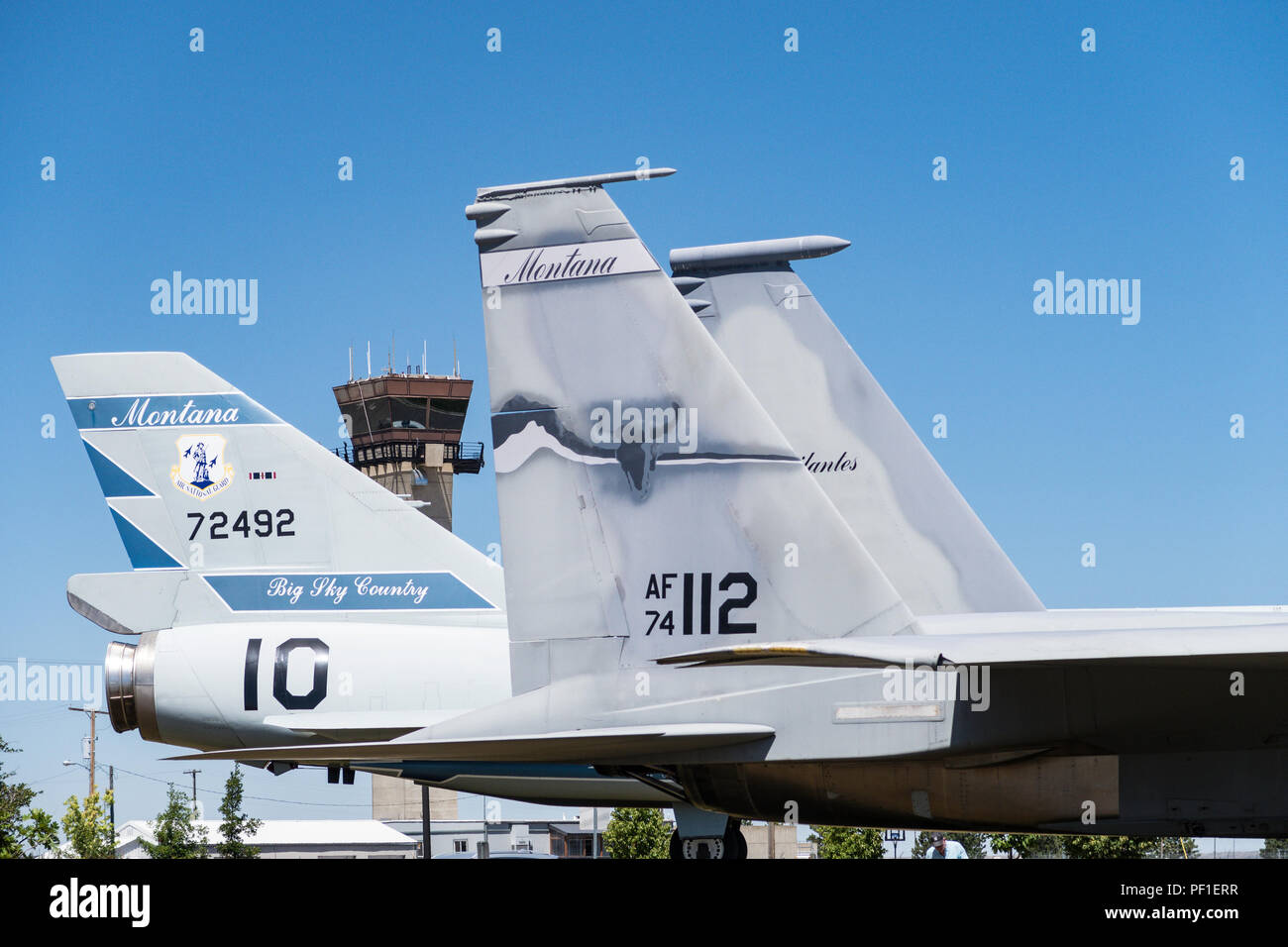 Airlift wing hi-res stock photography and images - Alamy