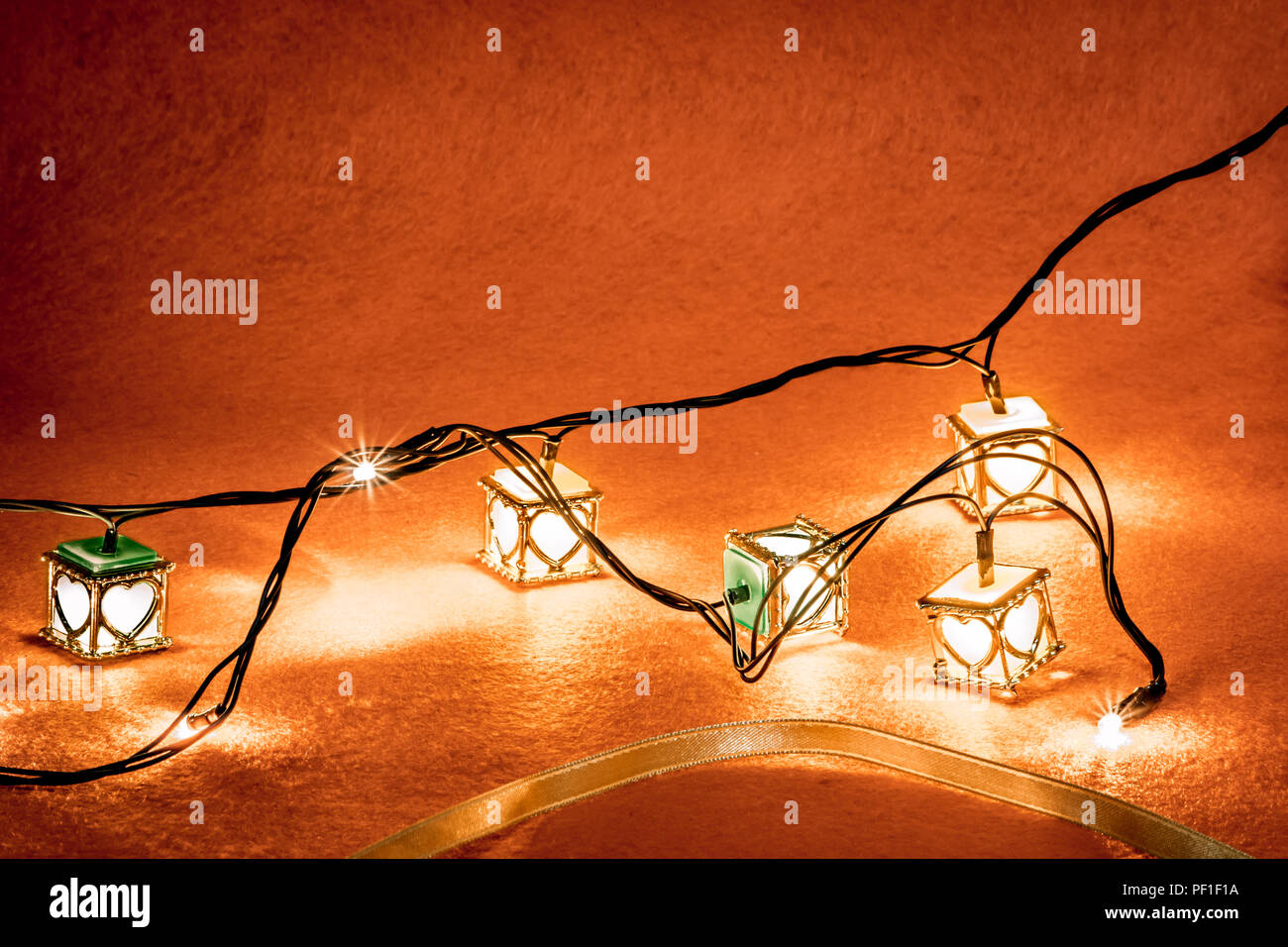 Heart light bulb hi-res stock photography and images - Alamy