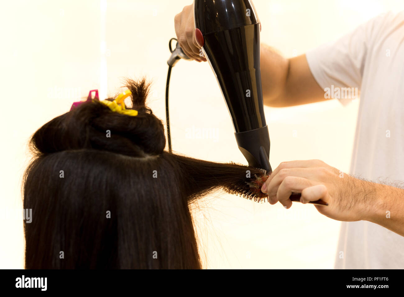 Blow dry haircut hi-res stock photography and images - Alamy