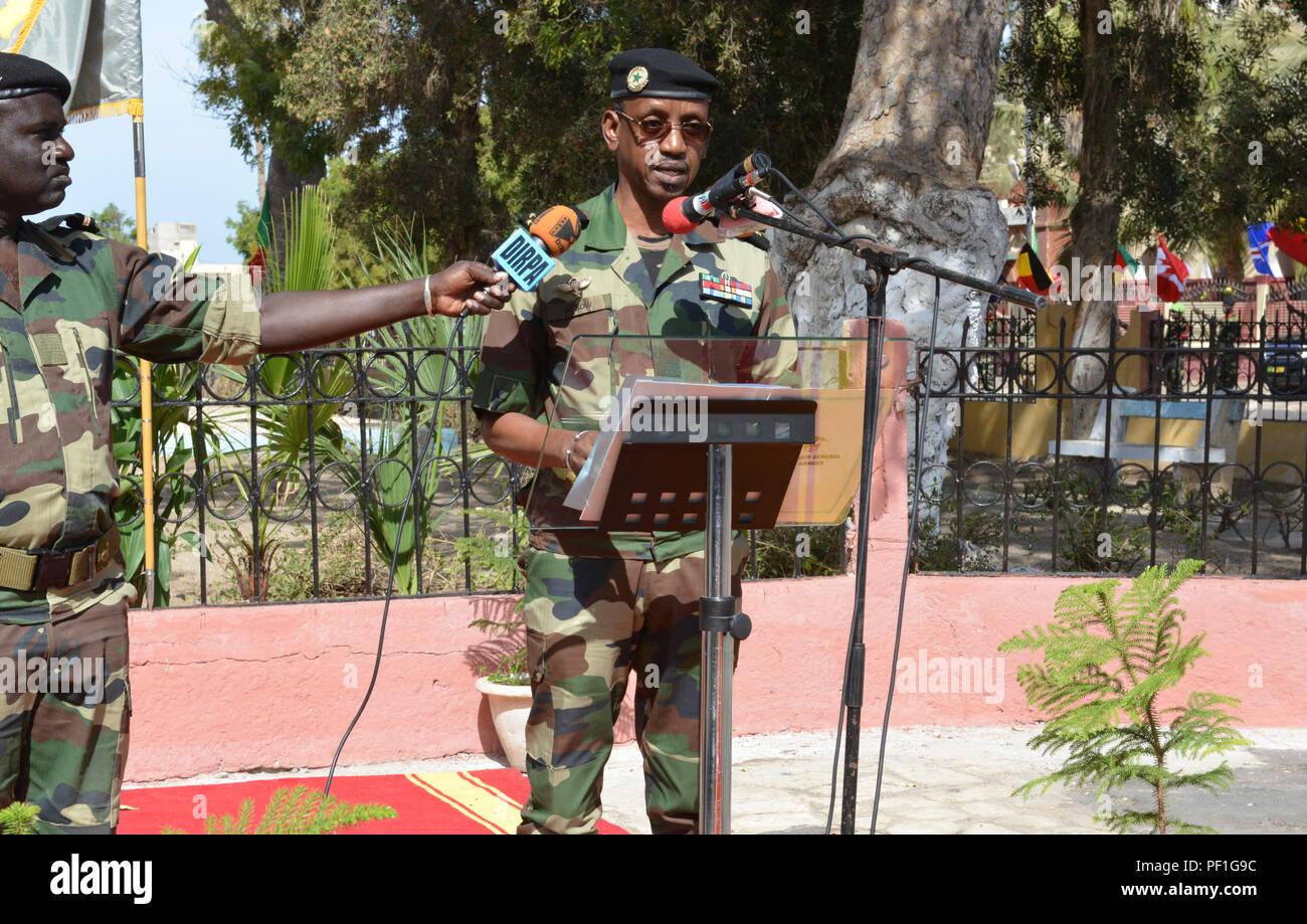 Senegal chief of army staff hi-res stock photography and images - Alamy