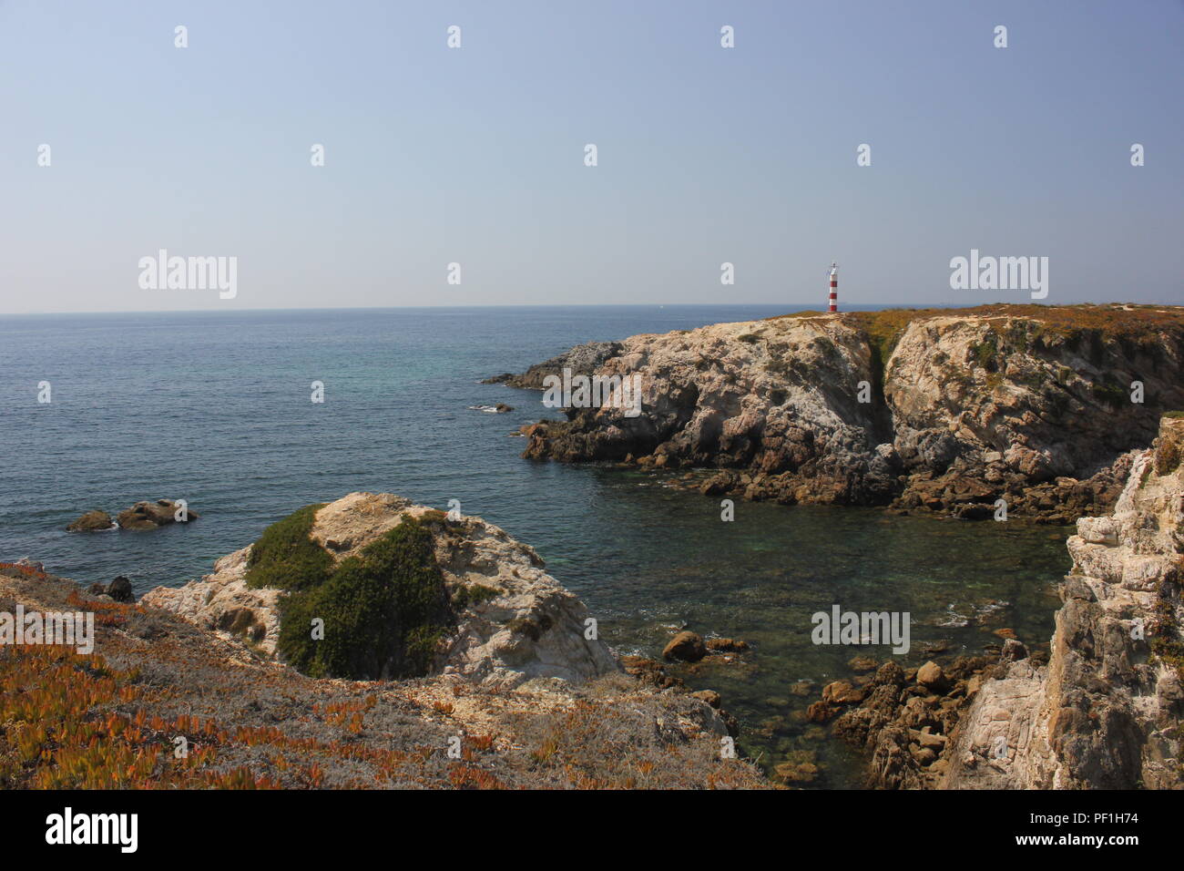 Costa vicentina waves hi-res stock photography and images - Alamy