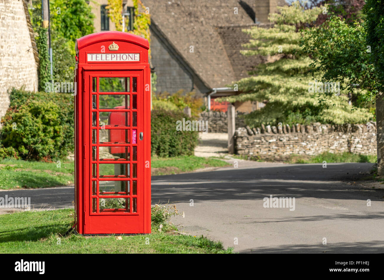 Traditional British red telephone box Stock Photo - Alamy