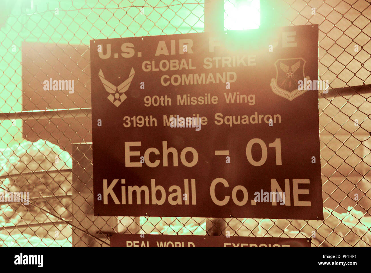 Topside security hi-res stock photography and images - Alamy