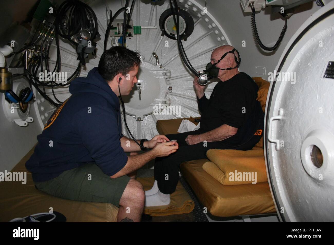 In water recompression hi-res stock photography and images - Alamy