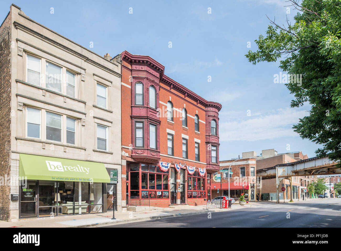 Buildings in the Lakeview neighborhood Stock Photo - Alamy
