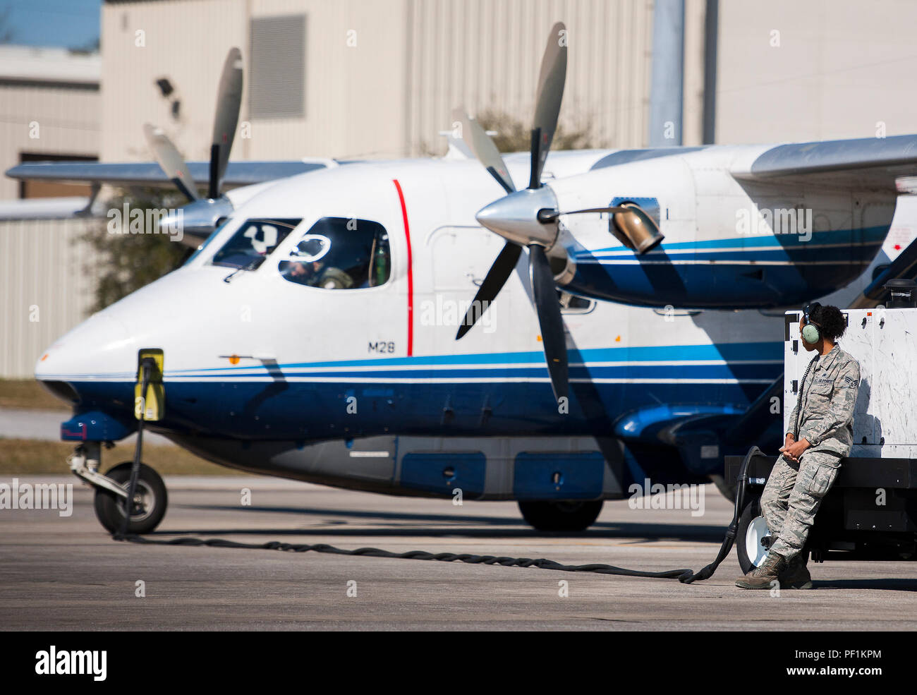 C 145a skytruck hi-res stock photography and images - Alamy