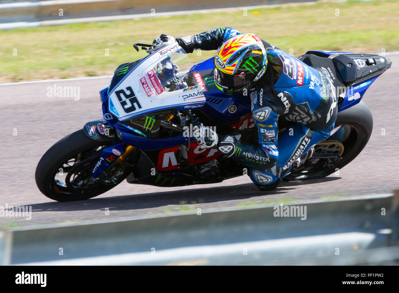 Josh Brookes. McAMS Yamaha. Bennetts, British Super Bike, Thruxton ...