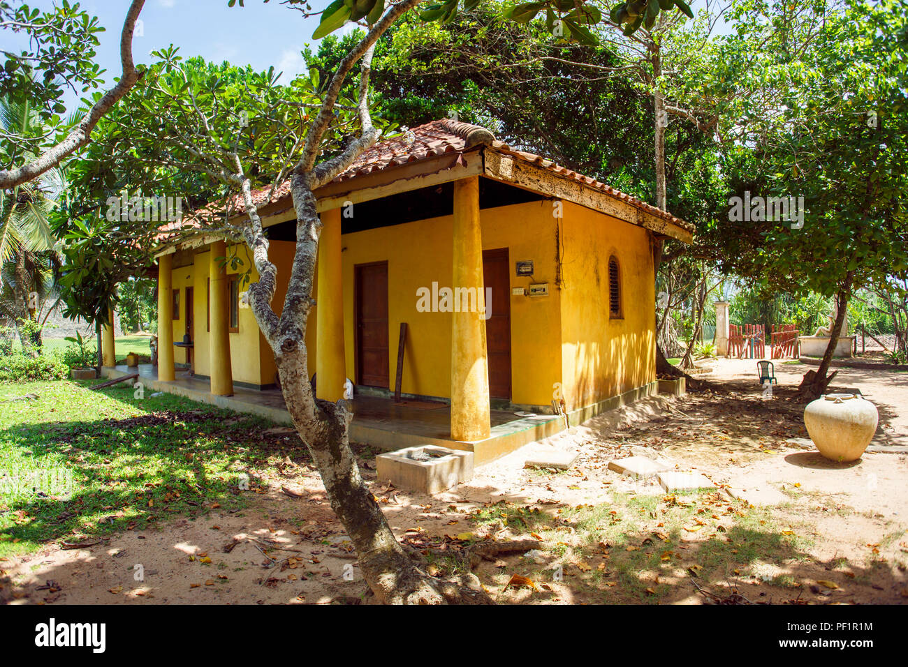 House without walls hi-res stock photography and images - Alamy