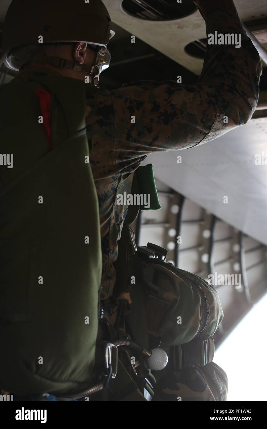 Military tandem vector system hi-res stock photography and images - Alamy