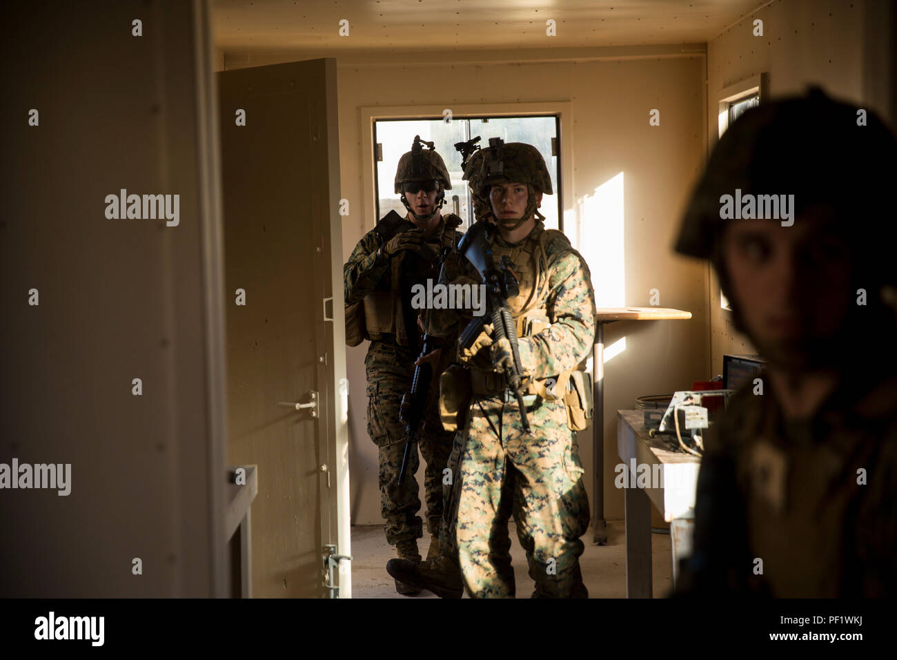 U.S. Marines assigned to 2d Low Altitude Air Defense Battalion (2d LAAD ...