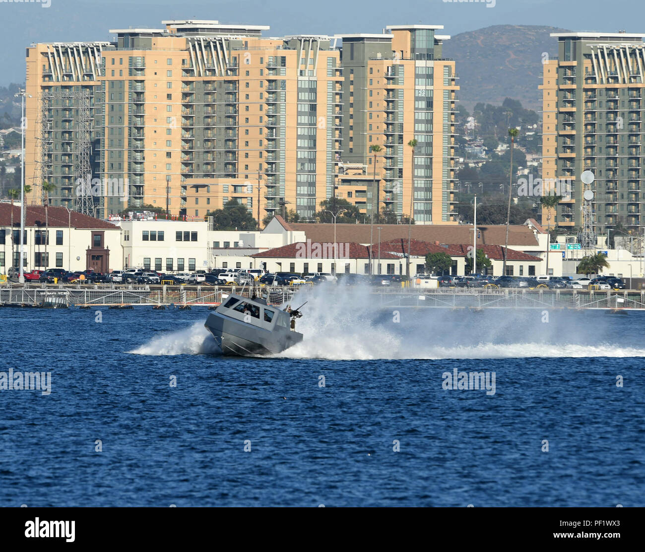 Navy special warfare ccm hi-res stock photography and images - Alamy