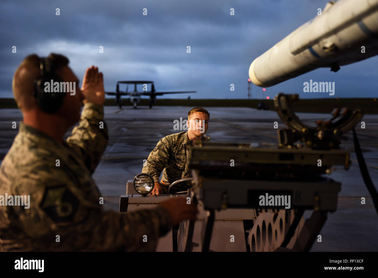 Lfe guard hi-res stock photography and images - Alamy