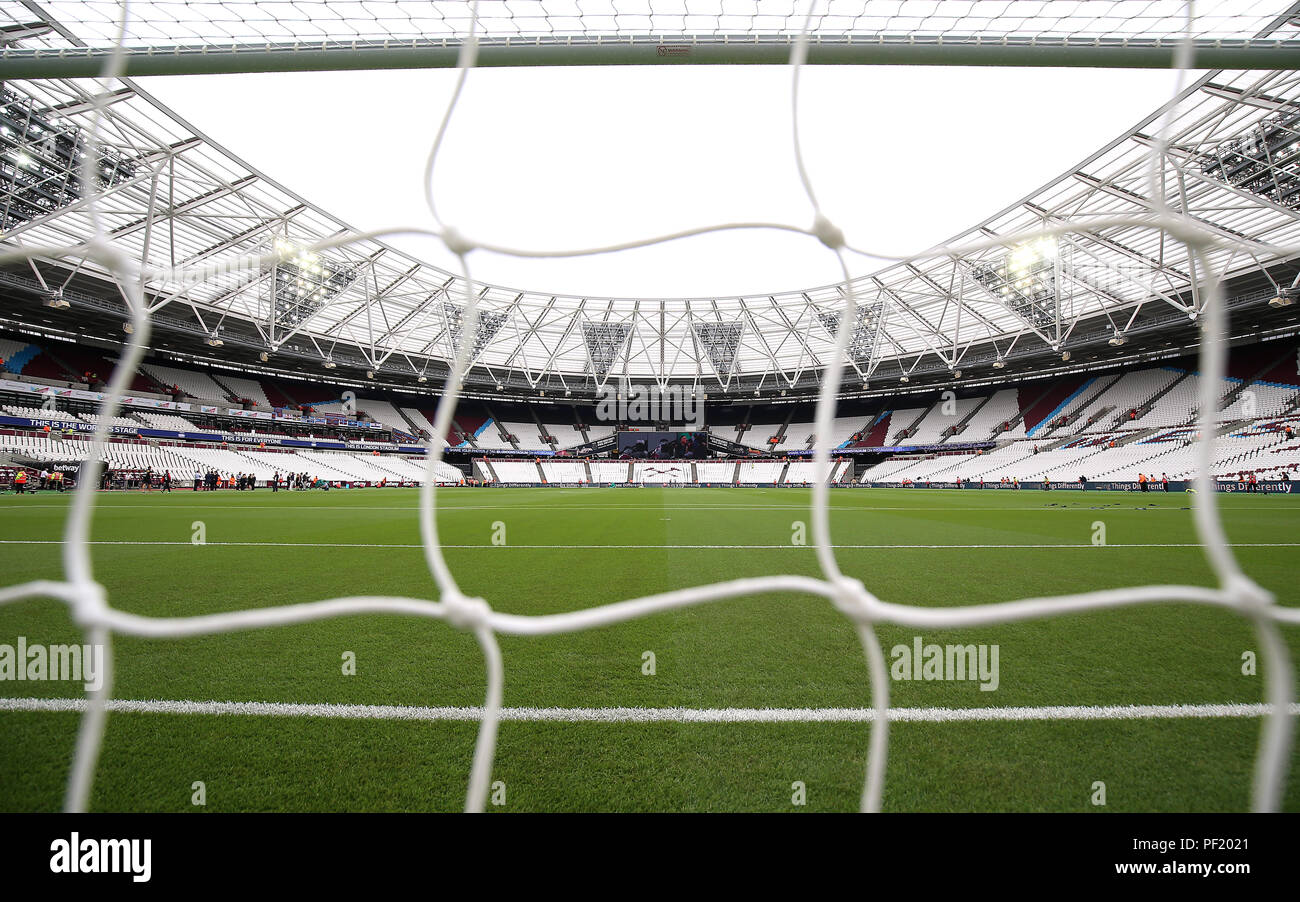 General view of the stadium before the Premier League match at London ...