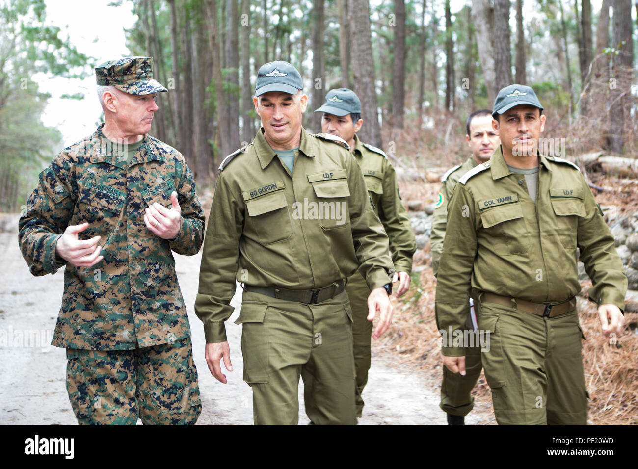 U.S. Marine Corps Maj. Gen. Brian D. Beaudreault, left, commanding ...