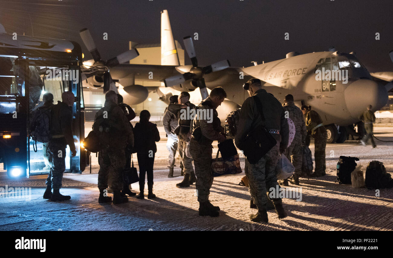 176th logistics readiness squadron hi-res stock photography and images ...