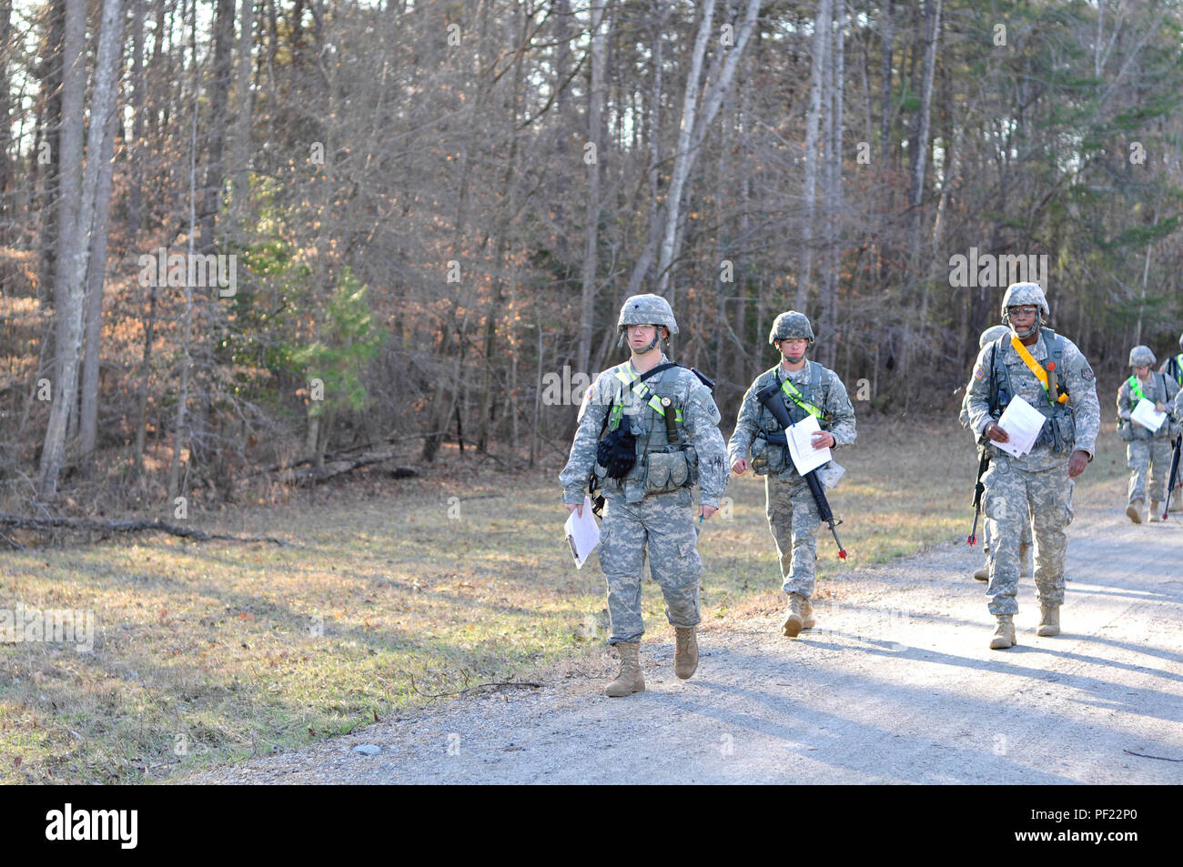 U.S. Army Reserve Soldiers competing in this year's combined 310th ESC ...