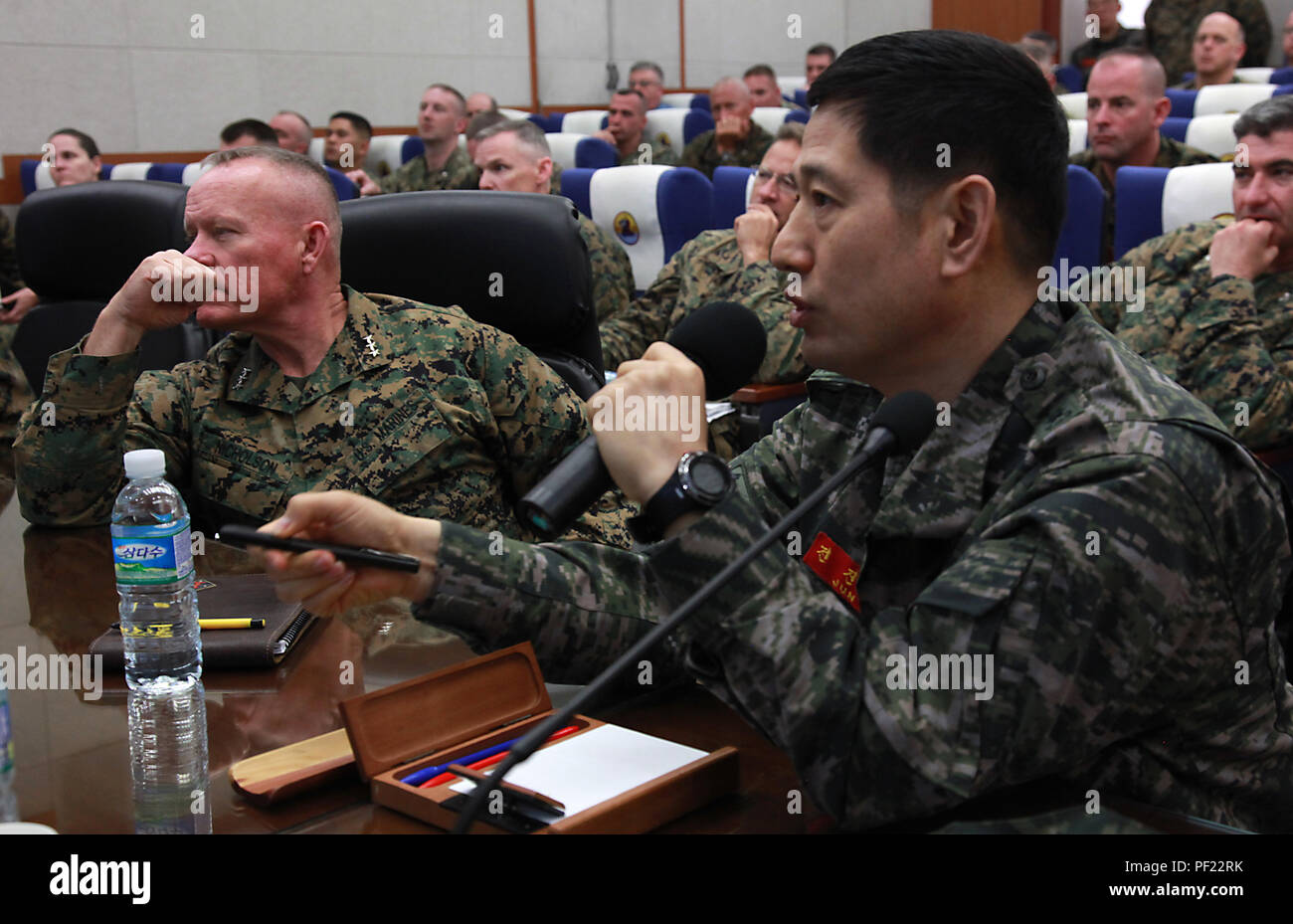 Lt. Gen. Larry D. Nicholson, III Marine Expeditionary Force Commanding ...