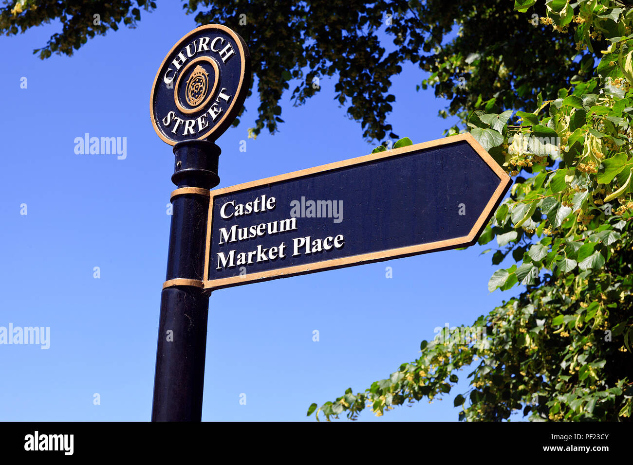 Touriscastlet Direction Sign, Church Street Oakham Stock Photo - Alamy