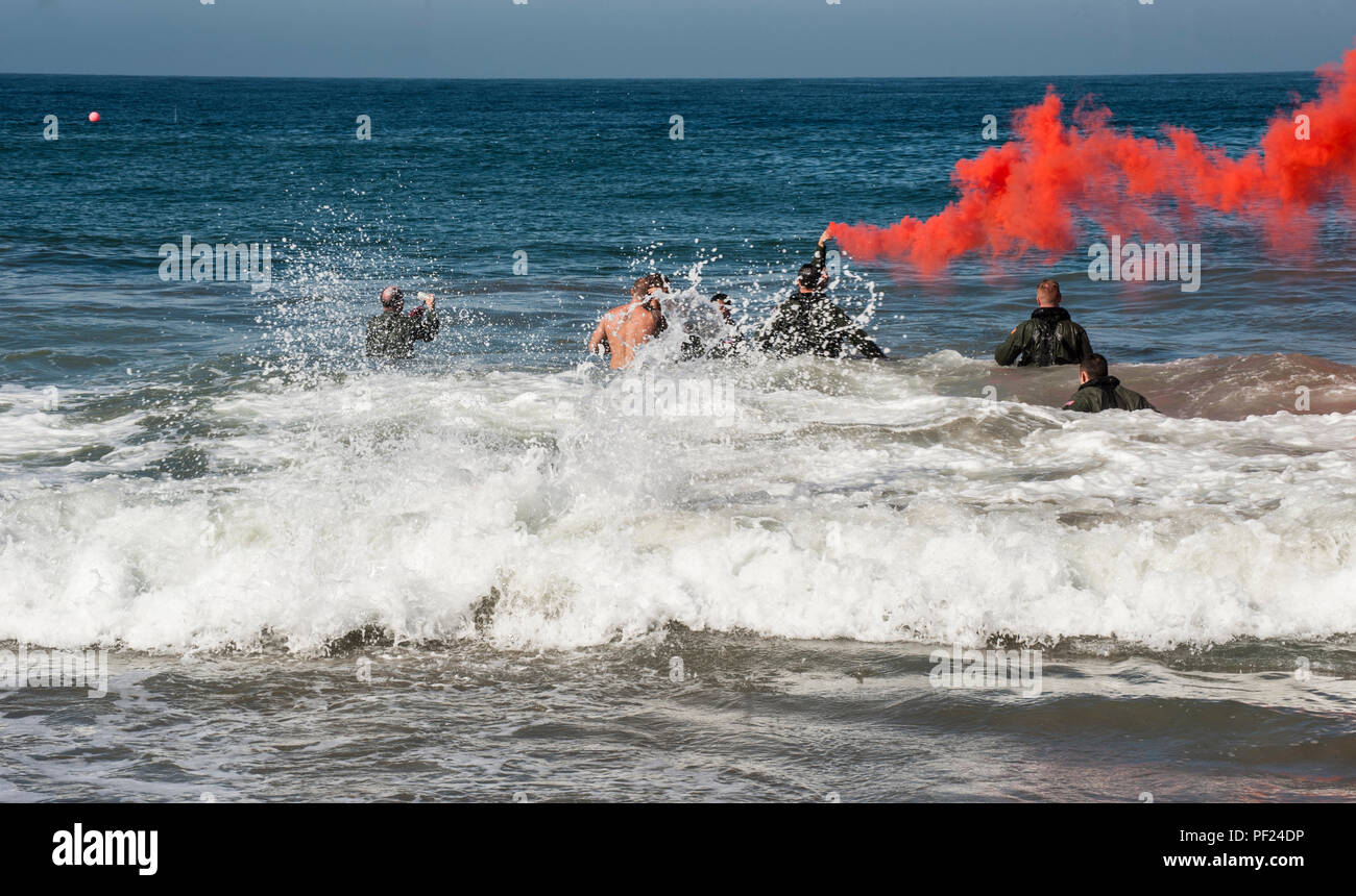 Swimmers rescue equipment hi-res stock photography and images - Alamy