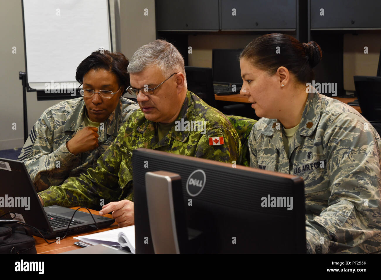 Haik hi-res stock photography and images - Alamy