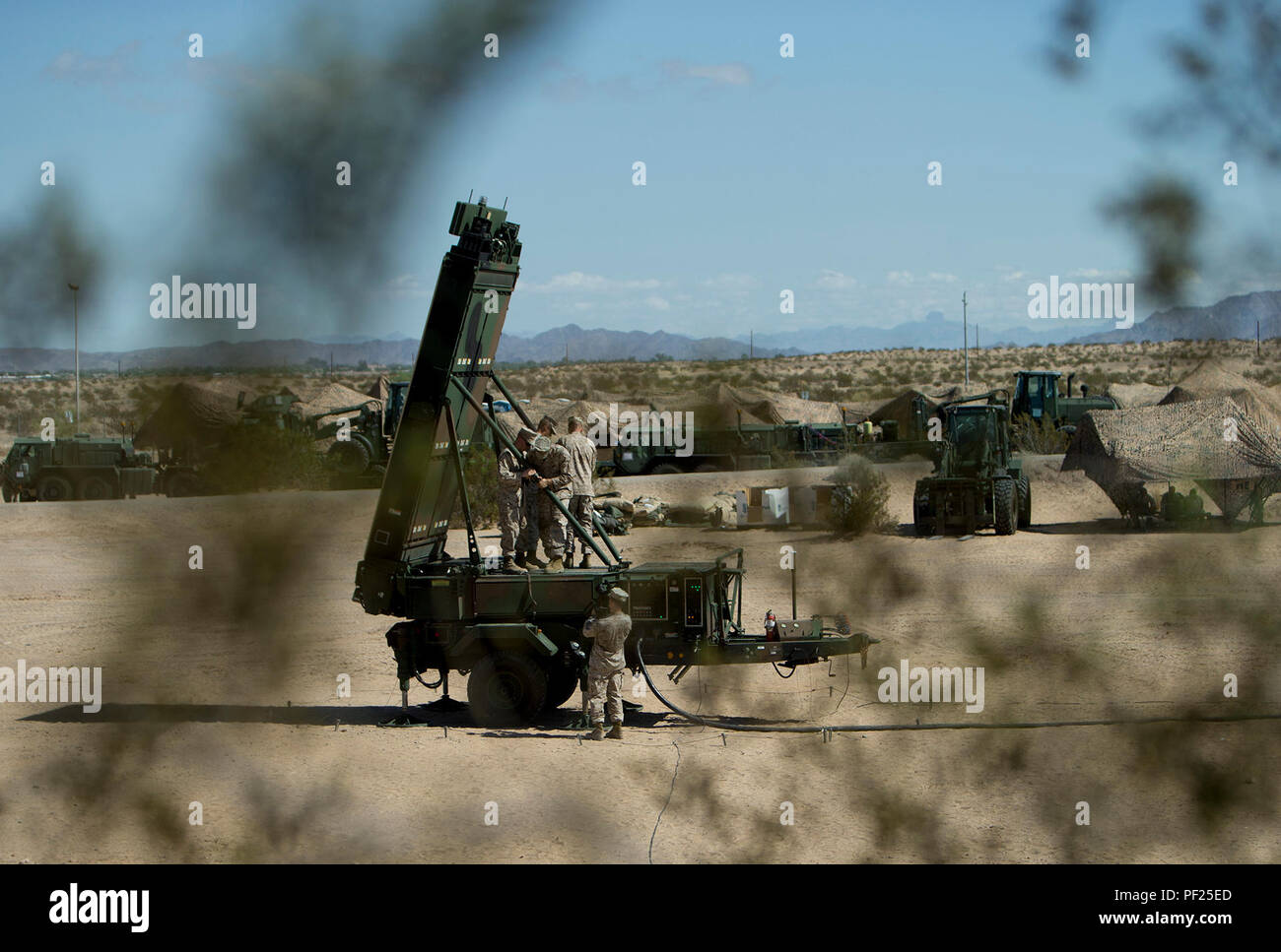 Radar fire control system hi-res stock photography and images - Alamy