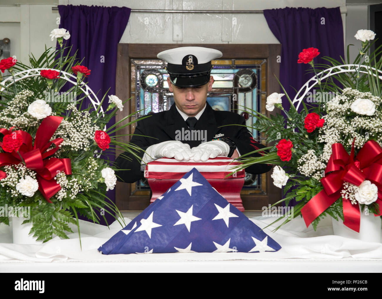Uss santee hi-res stock photography and images - Alamy