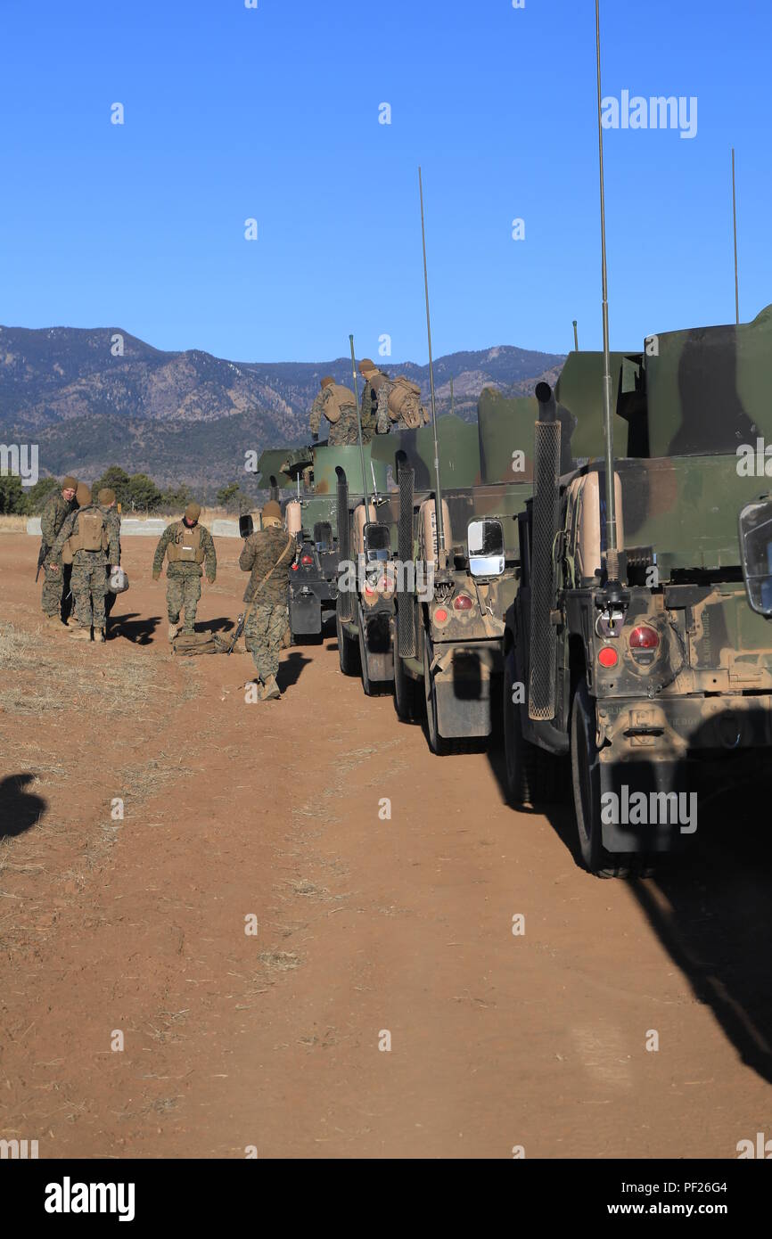 U.S. Marine with 3D Low Altitude Air Defense Battalion (3d LAAD Bn ...