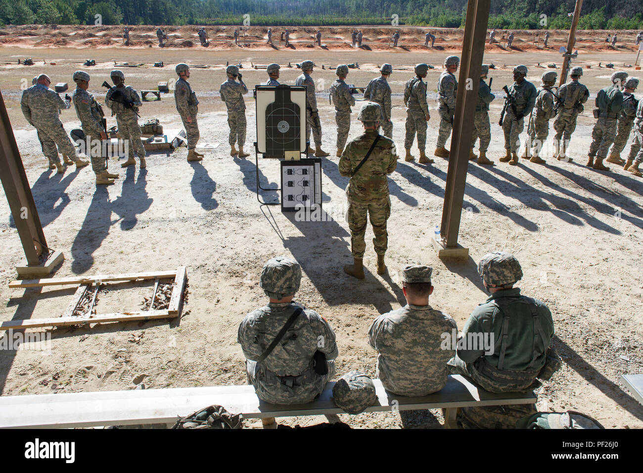 U.S. Soldiers assigned to HHC, 4-118th Combined Arms Battalion, 218th ...