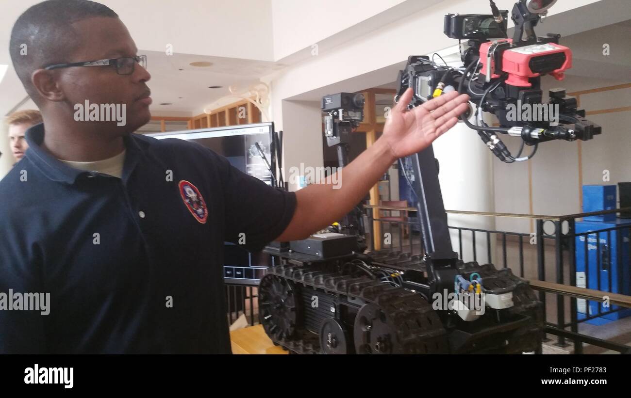 Army Staff Sgt. Steven Kemp, 9th Civil Support Team, California ...