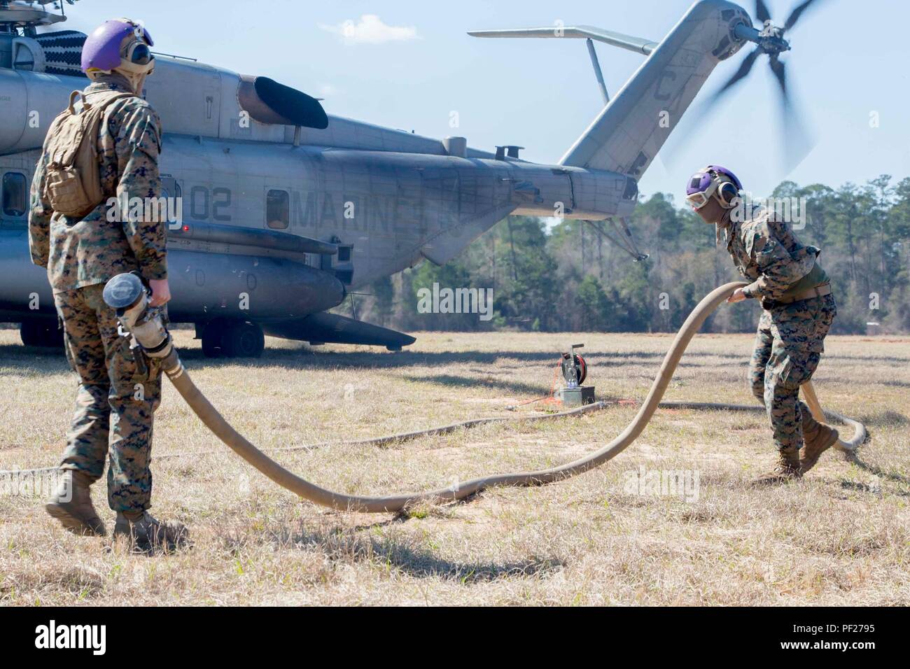 US Marines and Sailors from 2nd Marine Air Wing conduct Forward Arming ...