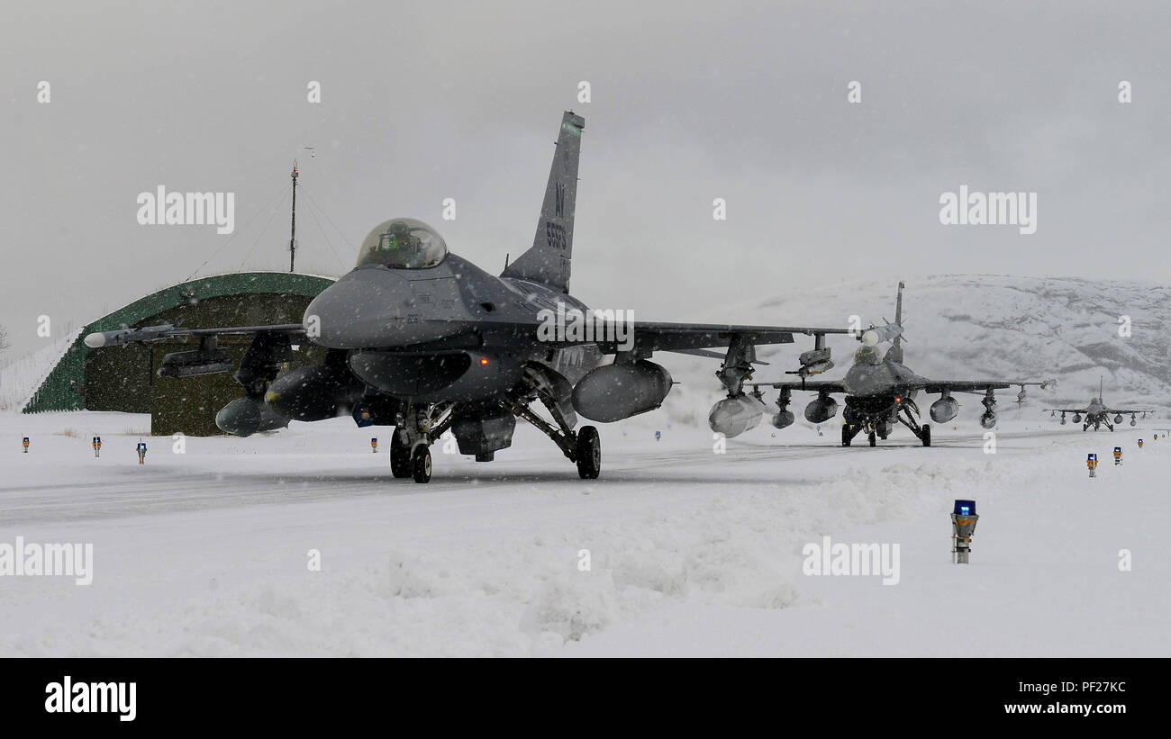 Bodo air station hi-res stock photography and images - Alamy