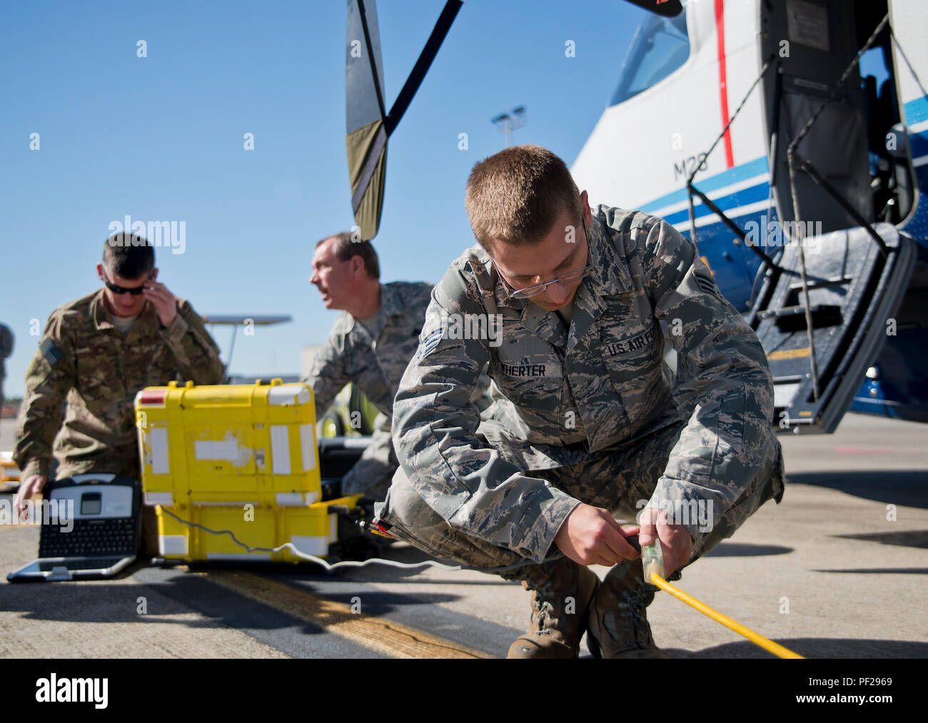 Active and Reserve Airmen from the 919th Special Operations Maintenance ...